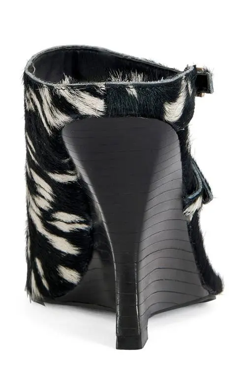 AZALEA WANG Giannis Calf Hair Wedge Sandal