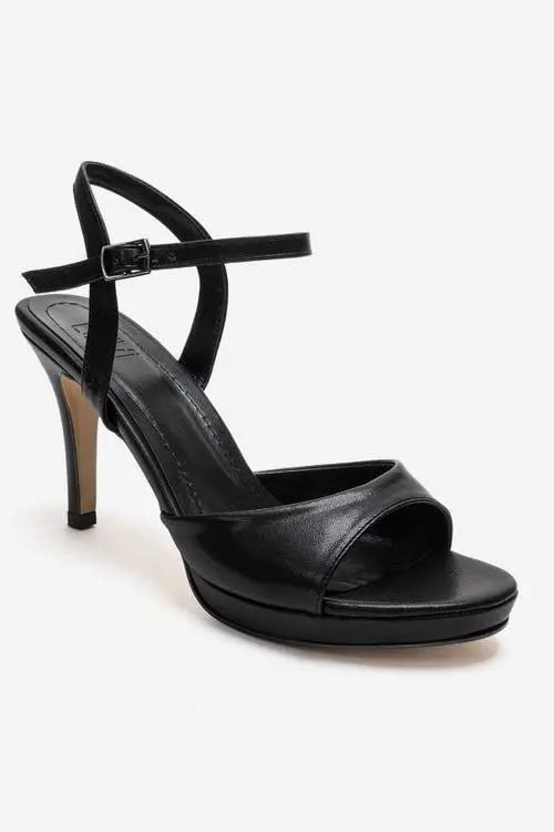 PROLOGUE SHOES Poise Stiletto Sandal - Black