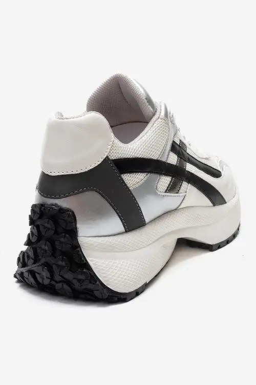 PROLOGUE SHOES Calina Lace-up Sneaker - Silver