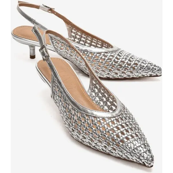 PROLOGUE SHOES Orelis Kitten Heel Pump - Silver