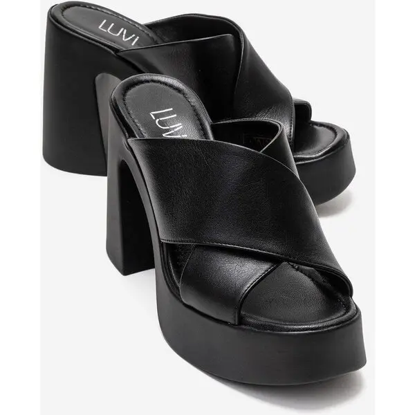 FOREVER & ALWAYS SHOES Essenza Leather Platform Block Heel Sandal - Black