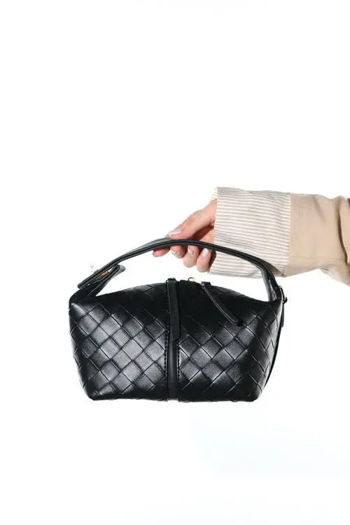 PROLOGUE SHOES Aeris Shoulder Bag - Black
