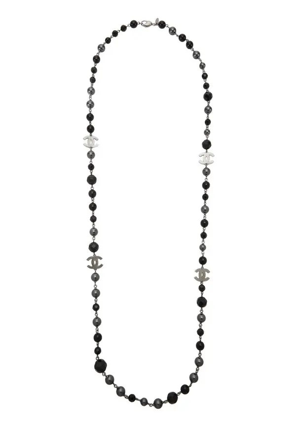 Chanel Long Necklace With Faux Pearl And 'cc' Detail - Black