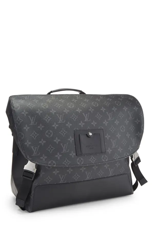LOUIS VUITTON Monogram Eclipse Voyager Messenger