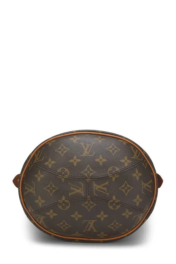 LOUIS VUITTON Karl Lagerfeld Iconoclasts Collection Punching Bag