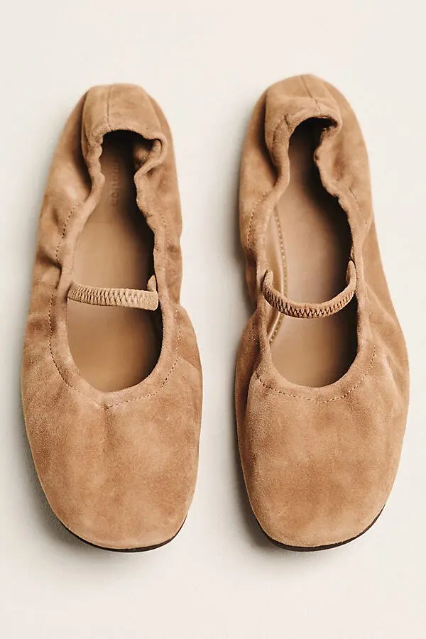 REFORMATION Buffy Ruched Ballet Flats - Farro