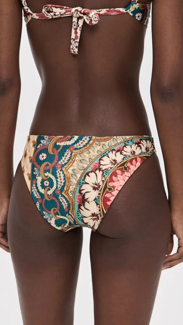 Agua Bendita Ilu Plume Reversible Full Coverage Bottom