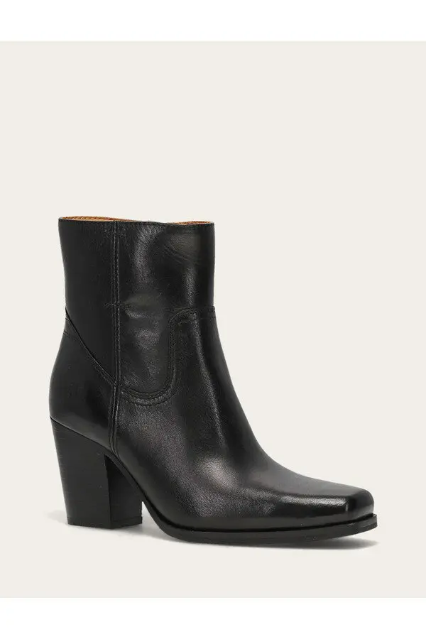 THE FRYE COMPANY Shiloh Zip Bootie - Black