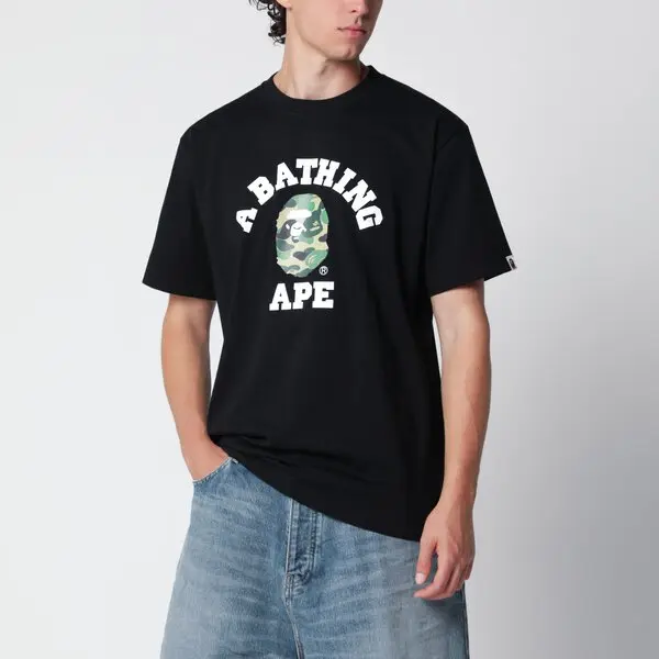 A BATHING APE T-shirt With Logo Print - Black
