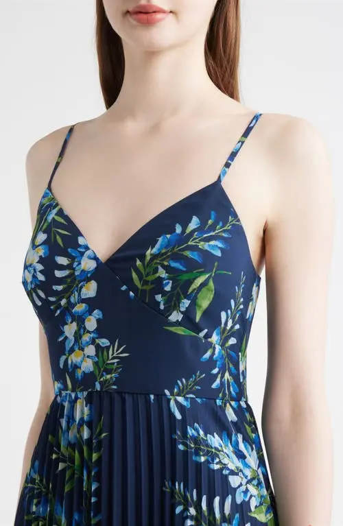 Julia Jordan Floral Pleated Gown