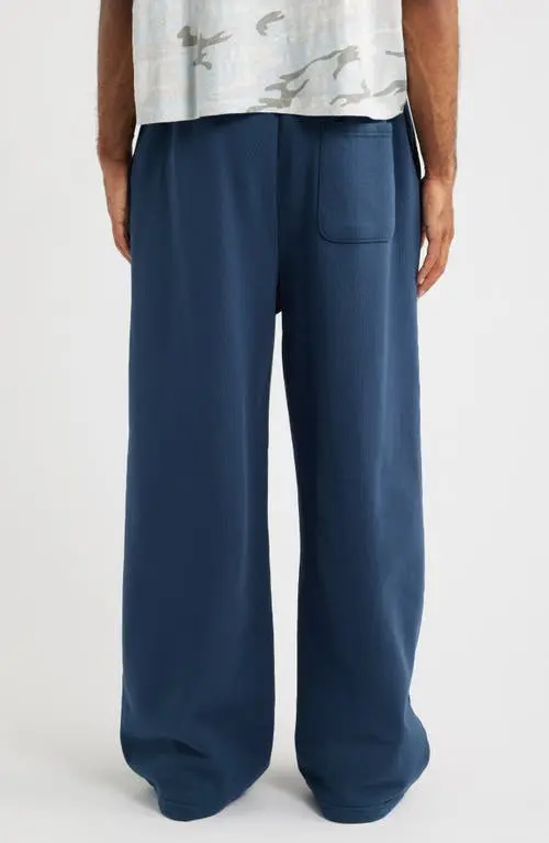 ELWOOD Core Straight Leg Sweatpants - Midnight
