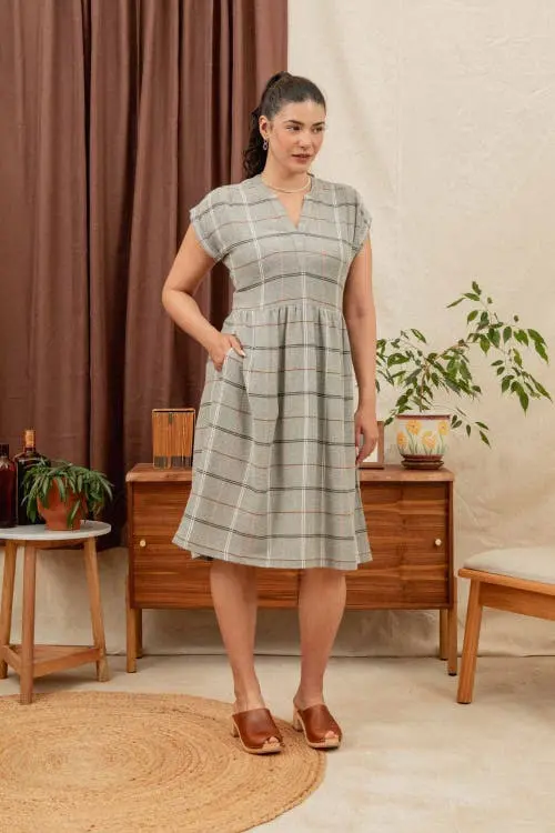 Bridge & Burn Ira Midi Dress - Olive Ember Grid