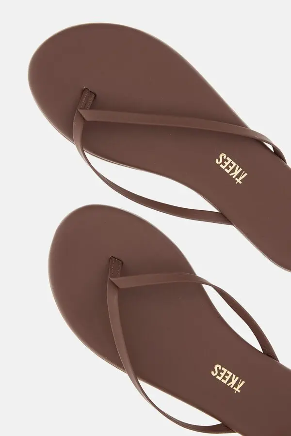 Tkees Leather Thong Sandals - Brown
