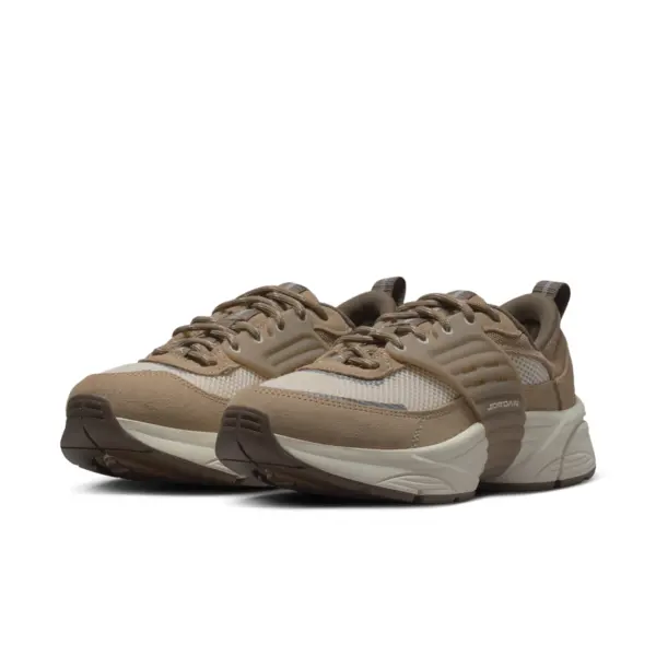 JORDAN Trunner O/s Sneakers - Brown