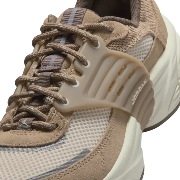 JORDAN Trunner O/s Sneakers - Brown