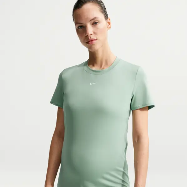 Nike One Dri-fit Slim-fit Maternity Short-sleeve Top - Green