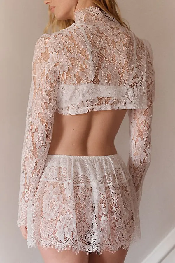 KILO BRAVA Lace Cropped Jacket