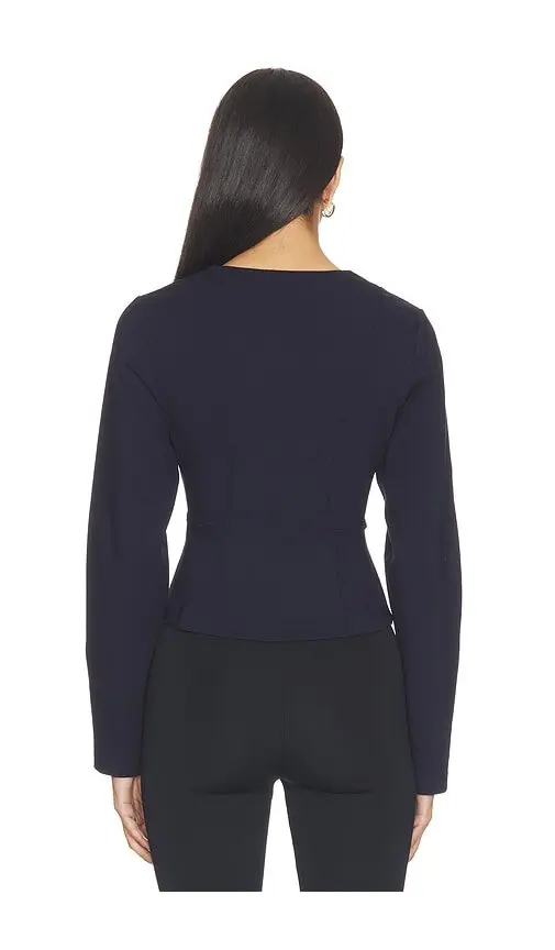 ALIGNE Doyer Ponte Top