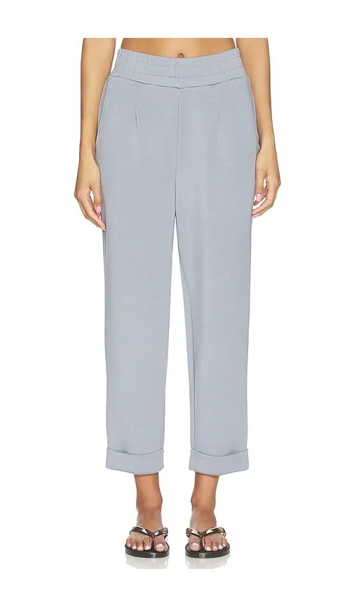 Varley The Rolled Cuff Pant In Slate - Wind Blue