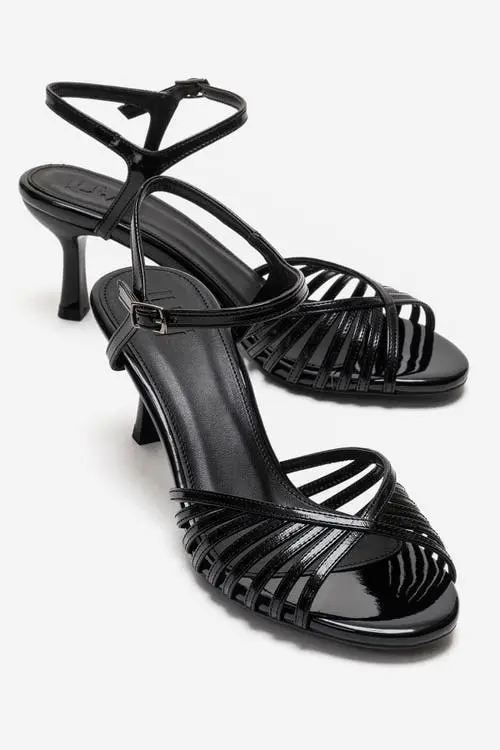 PROLOGUE SHOES Danica Stiletto Sandal - Black