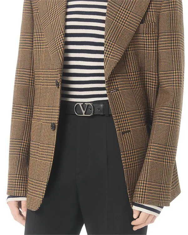 Valentino Garavani Logo Buckle Leather Belt - Black