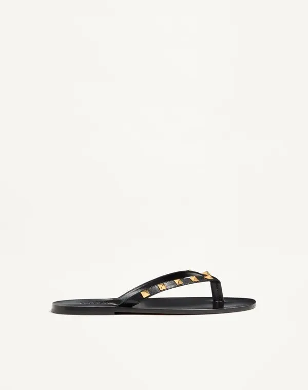 Valentino Garavani Rockstud Goatskin Flip-flops - Black