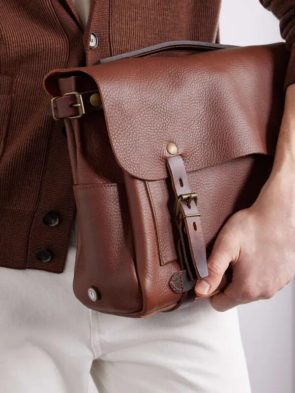 BLEU DE CHAUFFE Leather Messenger Bag