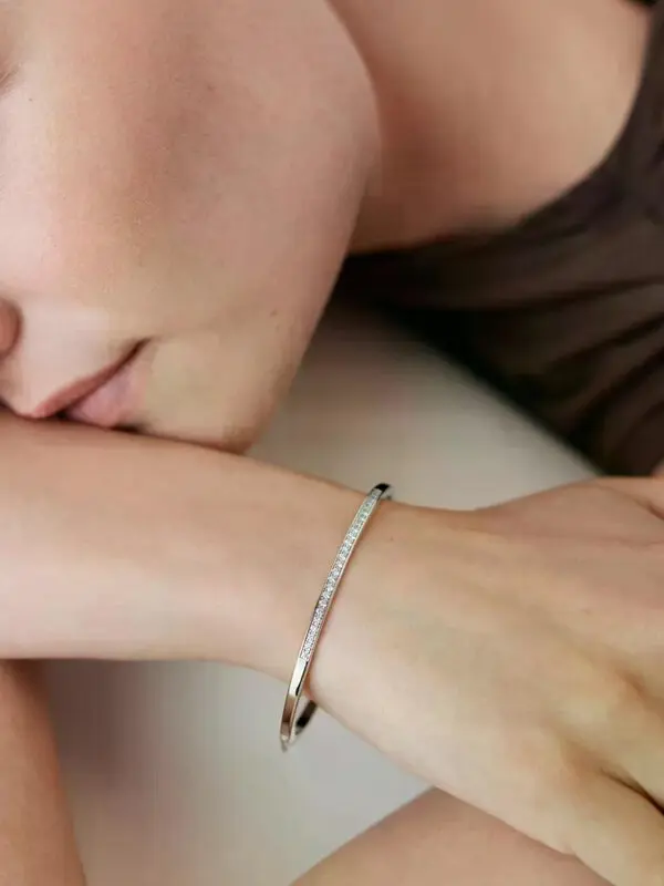 Monica Vinader Essential Diamond Bangle - Silver