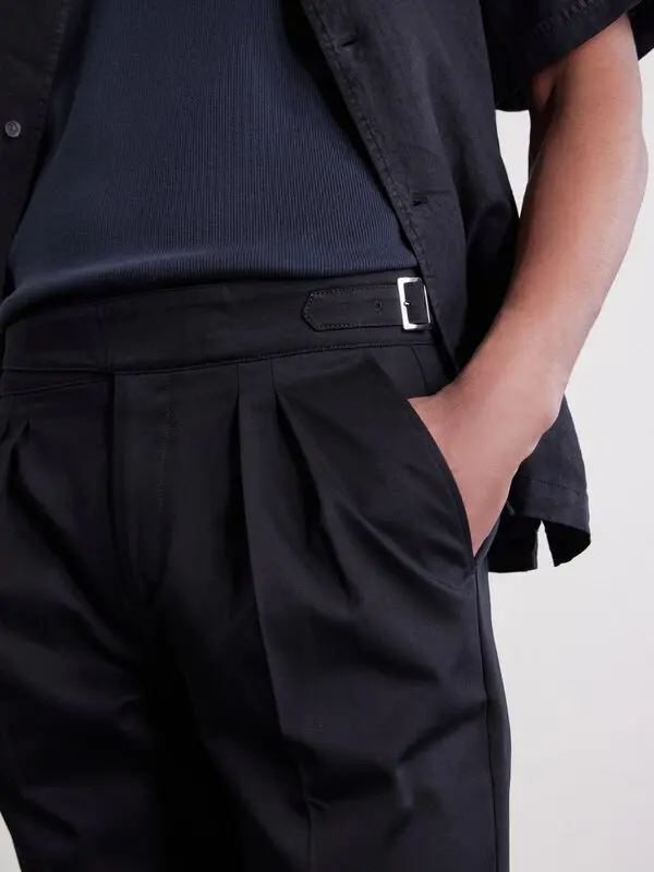 Mr P. Steve Tapered Pleated Trousers