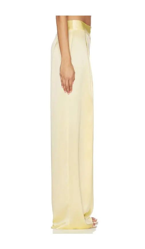 THE SEI Relaxed Trouser In Silk - Yellow