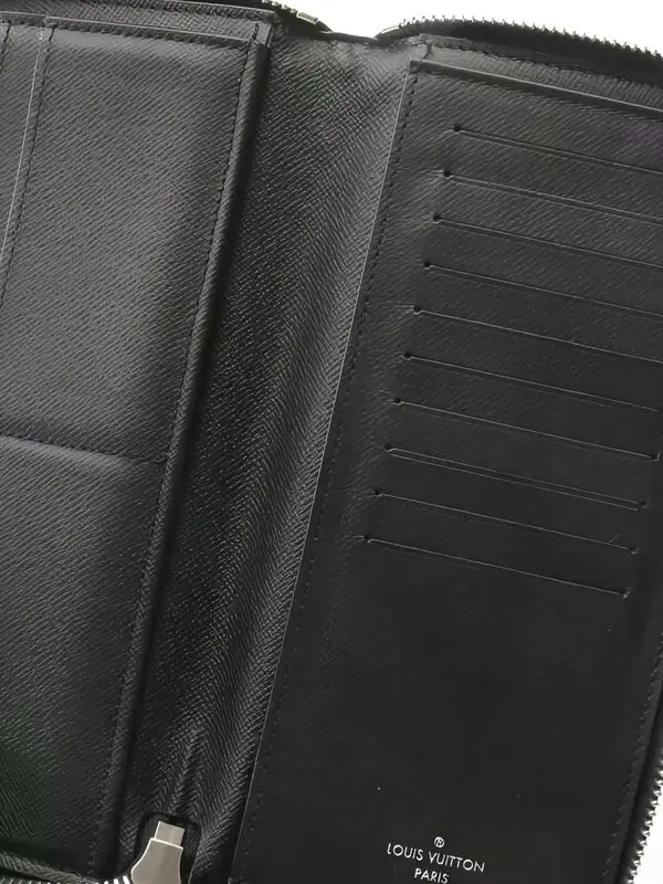 LOUIS VUITTON 2021 Zippy Wallet