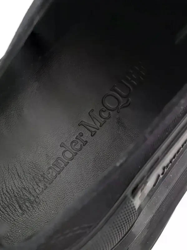 Alexander McQueen 2000s Tread Slick Sneakers - Black
