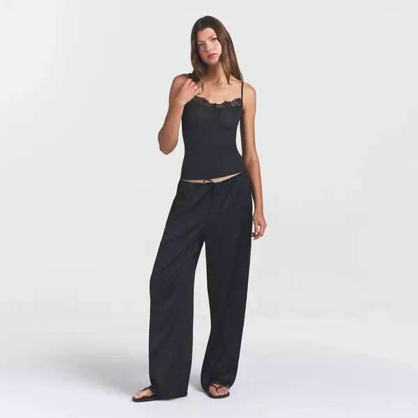 SKIMS Woven Shine Lace Pants - Onyx