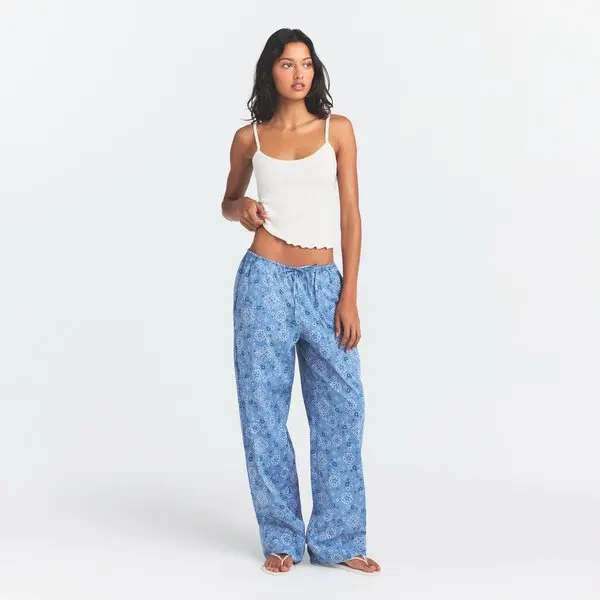 SKIMS Pajama Straight Leg Pants | Blue | | Cotton Poplin - Arctic Bandana