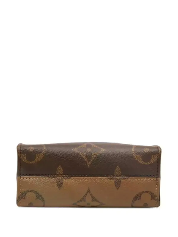 LOUIS VUITTON Monogram Reverse Onthego Bb Satchel - Brown