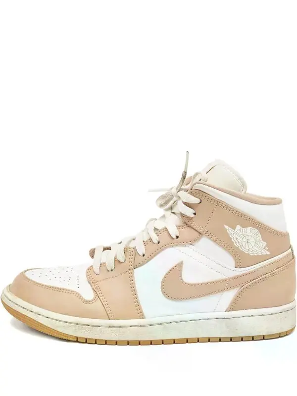 Nike Air Jordan Sneakers - Neutrals