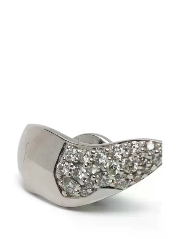 RAINBOW K Shark Diamond Stud Earring - Silver