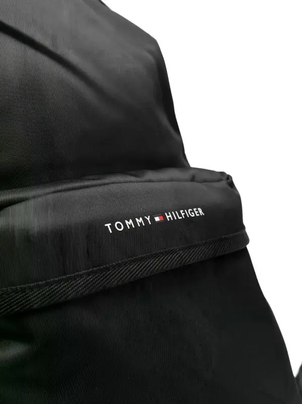 Tommy Hilfiger Logo-print Zipped Backpack
