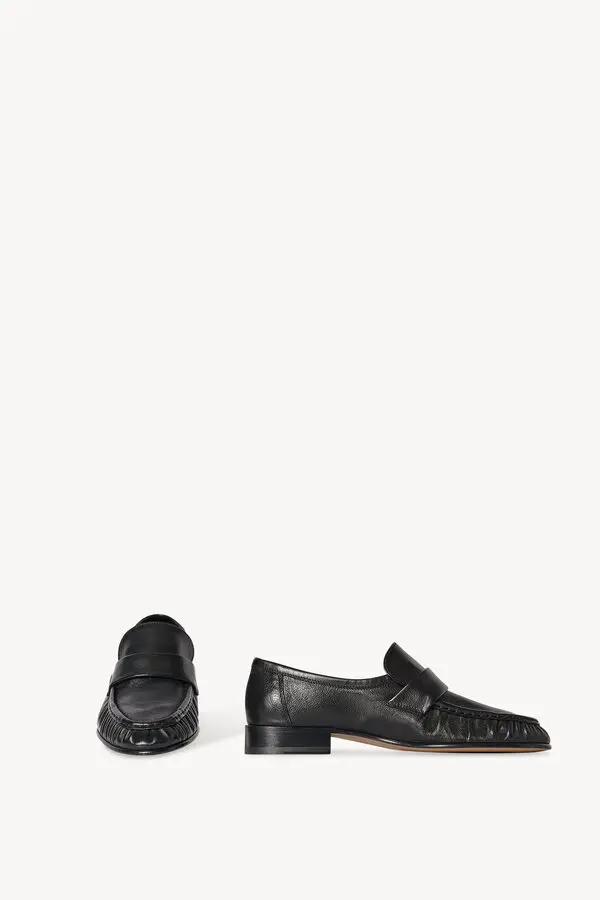 THE ROW Soft Loafer - Black