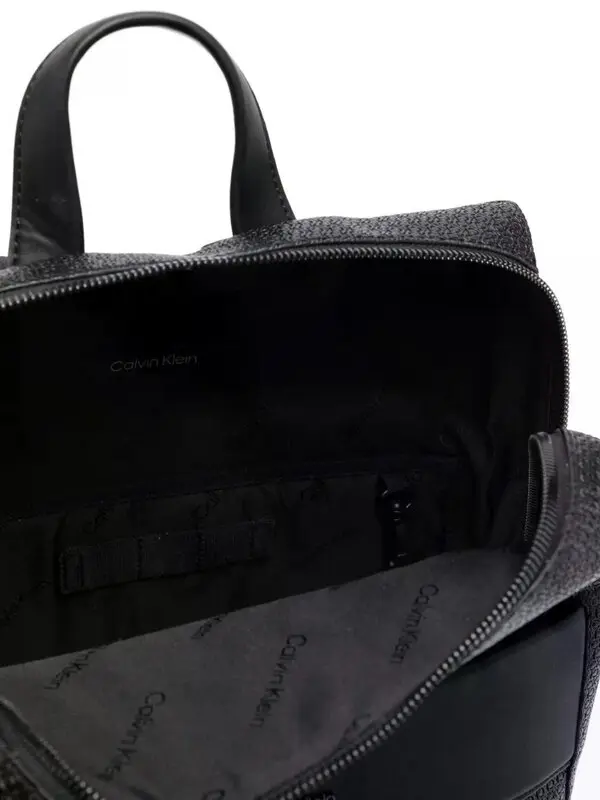 Calvin Klein Minimalism Logo-plaque Backpack