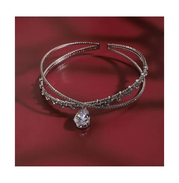 SOHI Crystal Maangtika