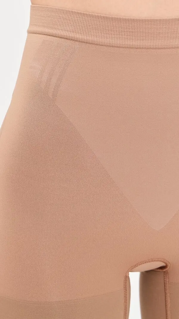 Spanx Sculpt Gofigure Mid Thigh Shorts - Cinnamon