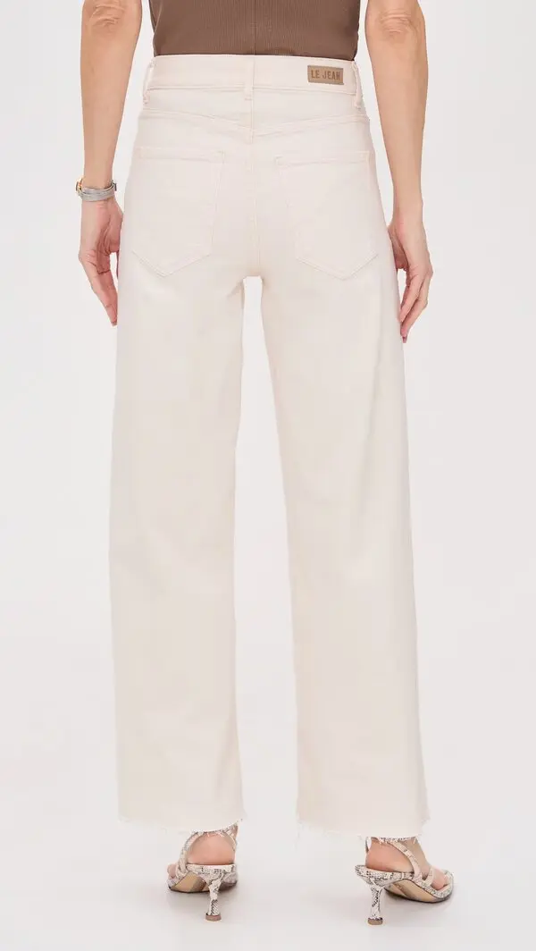 LE JEAN Petite Column Raw Hem Jeans - Bone