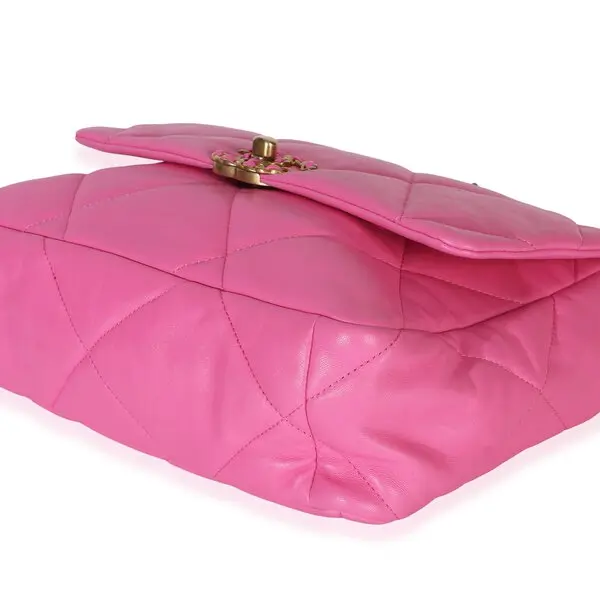 Chanel Quilted Lambskin 19 Flap Bag - Pink