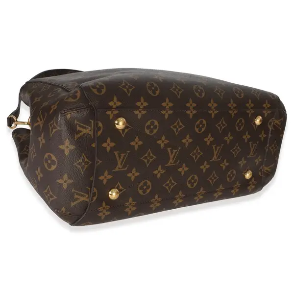LOUIS VUITTON Monogram Canvas Montaigne Gm
