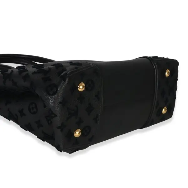 LOUIS VUITTON Monogram Tufted Veau Cachemire W Tote Pm - Black