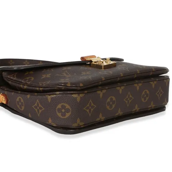 LOUIS VUITTON Monogram Canvas Pochette Metis - Brown