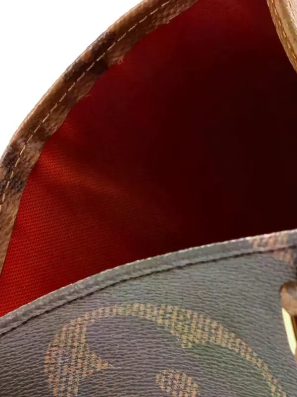 LOUIS VUITTON Onthego Reverse Monogram Giant Gm Tote Bag - Brown