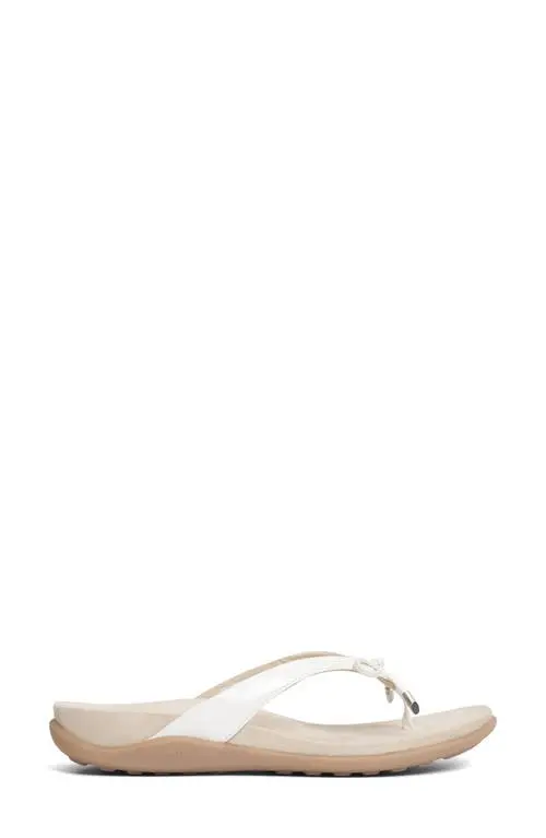 STRIVE Island Ii Bow Thong Sandals - White