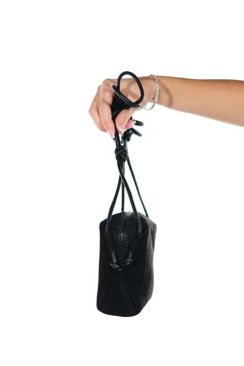 FOREVER & ALWAYS SHOES Selsey Crossbody Leather Bag